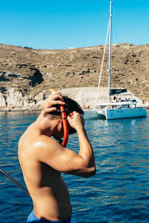 Santorini: Private Catamaran Tour with BBQ Meal and Drinks - The Itinerary: How the Day Unfolds