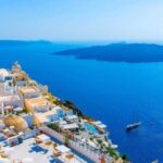 Santorini: Private Exclusive Tour with a Local Guide - The Iconic Town of Oia