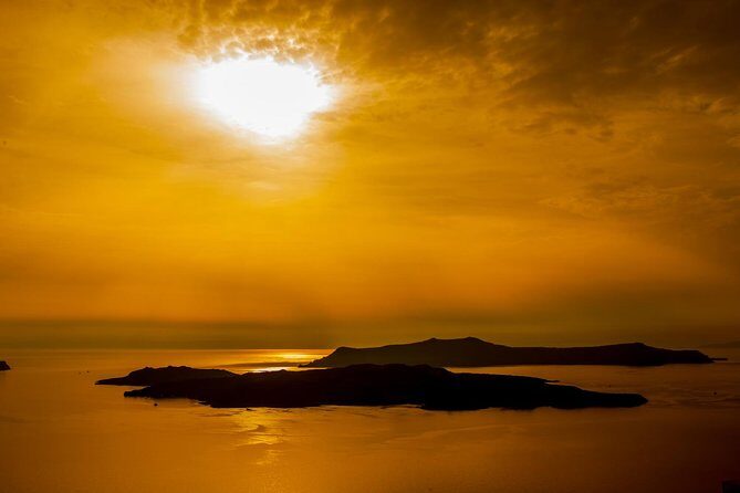 Santorini private tour free choice - The Itinerary: Flexibility in Action