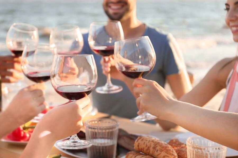 Santorini: Private wine tasting and local music tour - Who Is This Tour Best For?
