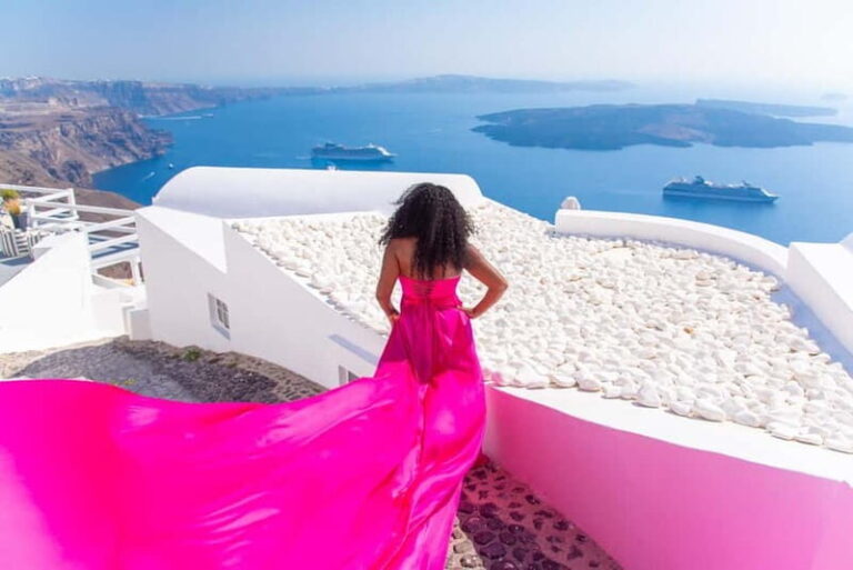 Santorini: Professional Private Photo Shoot - The Details that Matter