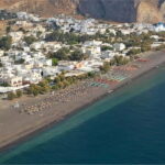 Santorini: Red Beach and Perissa With Lunch and Sunbeds - What Travelers Are Saying