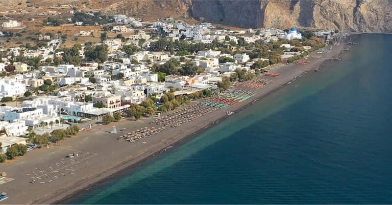 Santorini: Red Beach and Perissa With Lunch and Sunbeds - What Travelers Are Saying