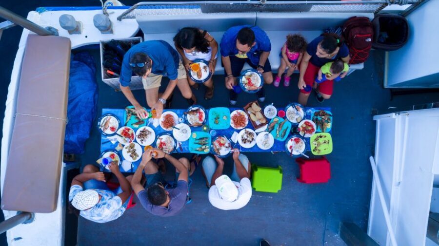 Santorini Sunset Fishing Trip with Dinner and Drinks - The Food and Drinks