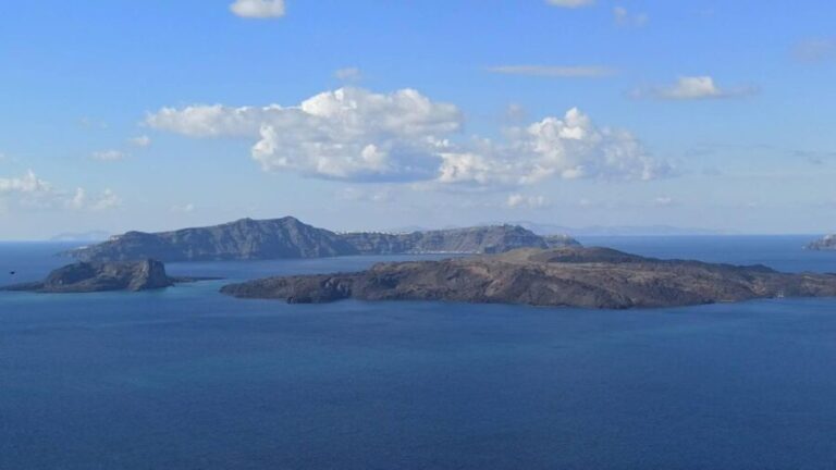 Santorini Unveiled: 4-Hour Discovery - The Sum Up