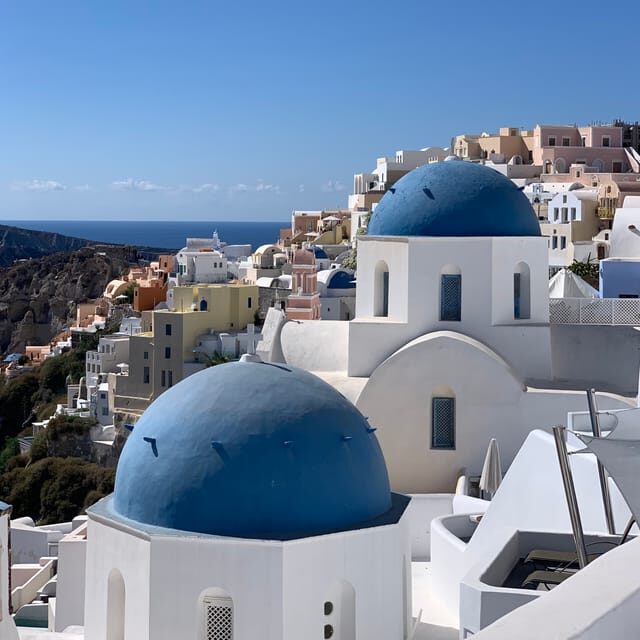 Santorini's Highlights: Exclusive 4-Hour Private Tour - Detailed Breakdown of the Itinerary