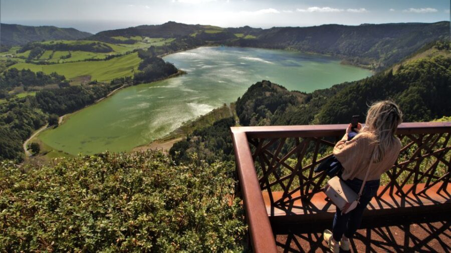 São Miguel East: Full-Day Van Tour with Lunch - A Closer Look at the Itinerary