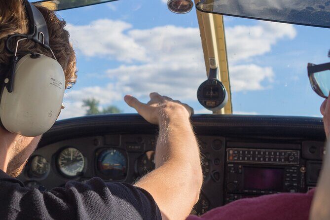 Scenic Flight Tour Over Stockholm - The Sum Up