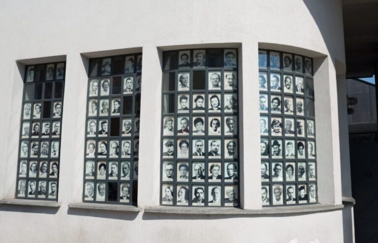 Schindler's Factory and Jewish Ghetto Guided Tour - The Schindler’s Factory Museum: A Deep Dive