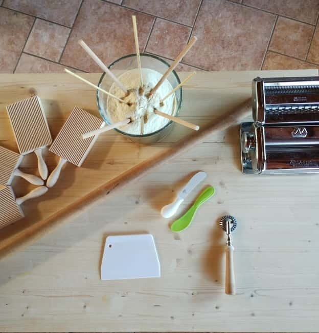 Sciacca: Traditional Pasta Class With Wine Included - Setting the Scene: Sicilian Pasta in a Garden Kitchen
