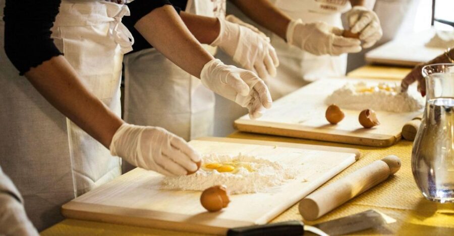 Scuola di Cucina tipica Siciliana con Pranzo Incluso - What Sets This Cooking Class Apart