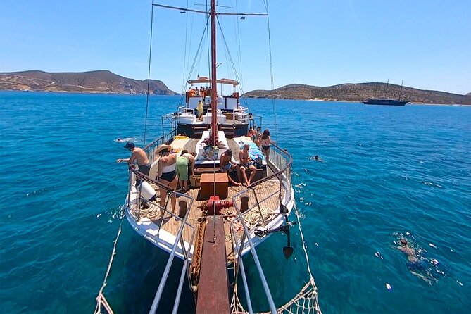 Sea Tour Blue Lagoon , Southern Paros Full day -port Alyki - Introduction: A Sea Adventure in Paros
