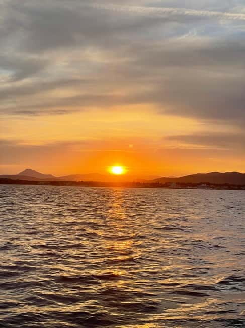 SEAYOU ESCAPE: sunset aperitif in Porquerolles - The Itinerary Breakdown