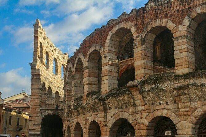 Secret Verona Walking Tour - Wine and Authentic Flavors