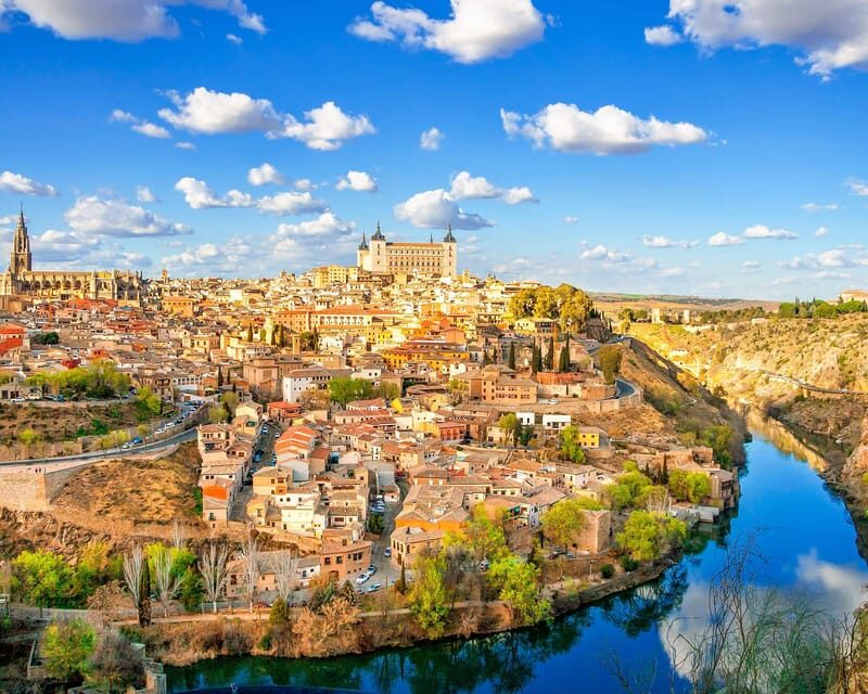 Segovia and Toledo: Madrid Departure with Alcazar Visit - Detailed Breakdown of the Itinerary