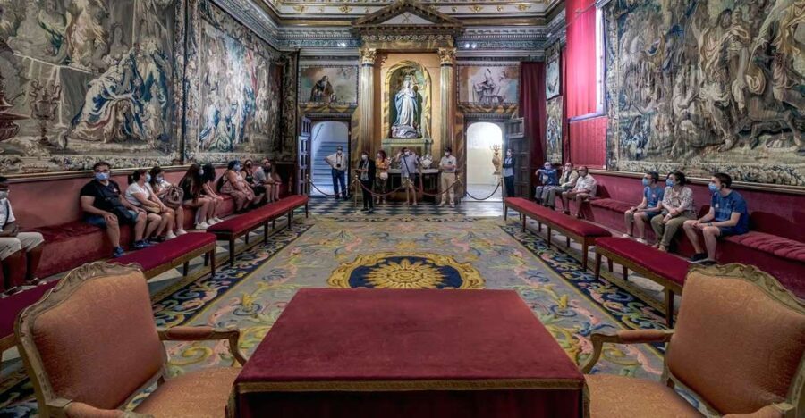 Segovia Cathedral Guided Tour - The Value of the $8 Guided Tour