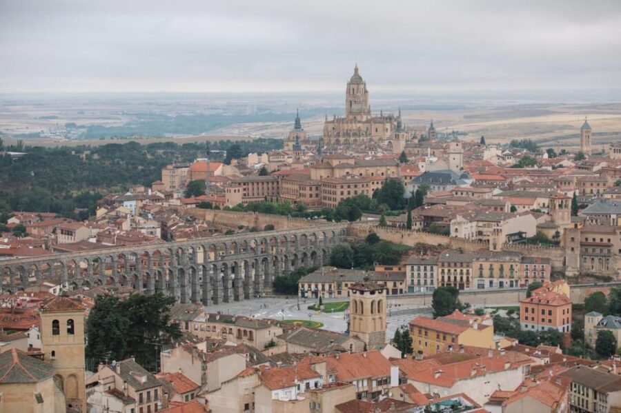 Segovia: Hot-air balloon ride with cava toast & picnic - What We Love About the Experience