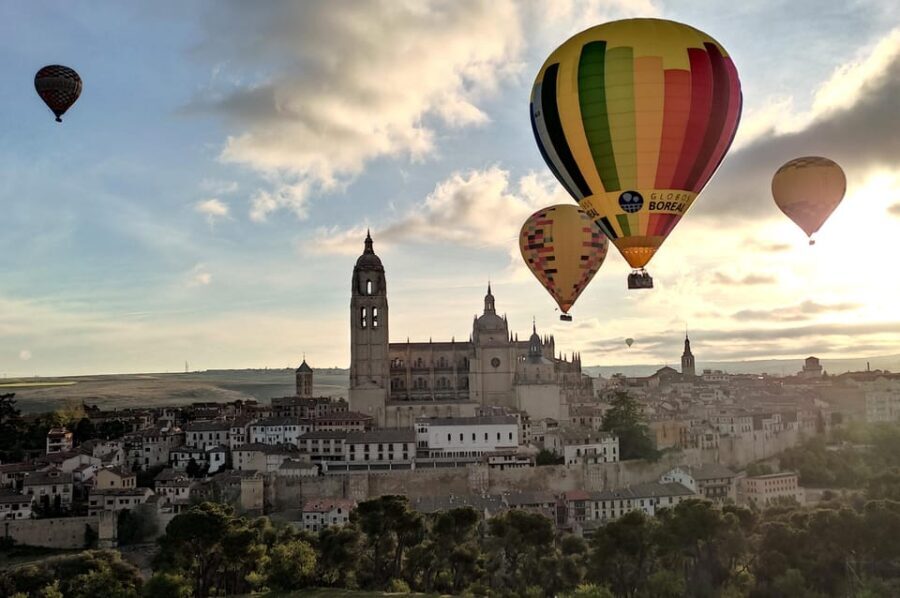 Segovia: Private Balloon Ride for 2 with Cava and Breakfast - An In-Depth Look at the Segovia Balloon Experience
