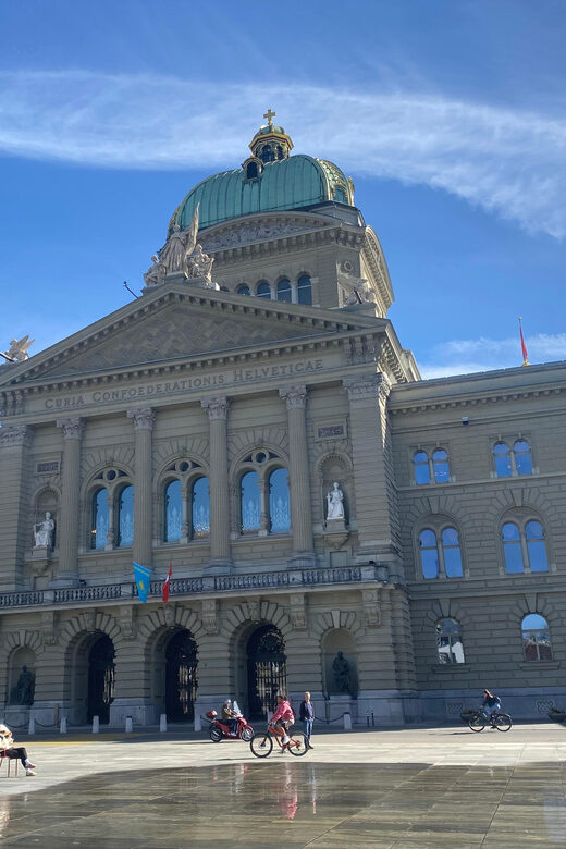Self-Guided Reading City Tour in Bern - The Richness of Bern’s Architectural and Artistic Heritage