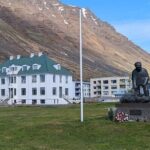Self-Guided Tour of Ísafjörður: Art, History, and Architecture - Navigating the Experience