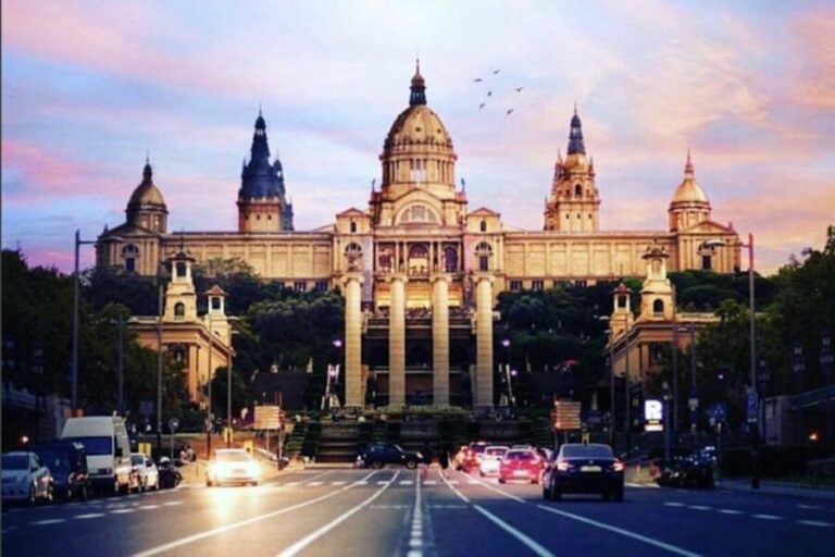 Semi-Private Barcelona Gothic, Parc Guell & Sagrada Familia - Who Will Love This Tour?