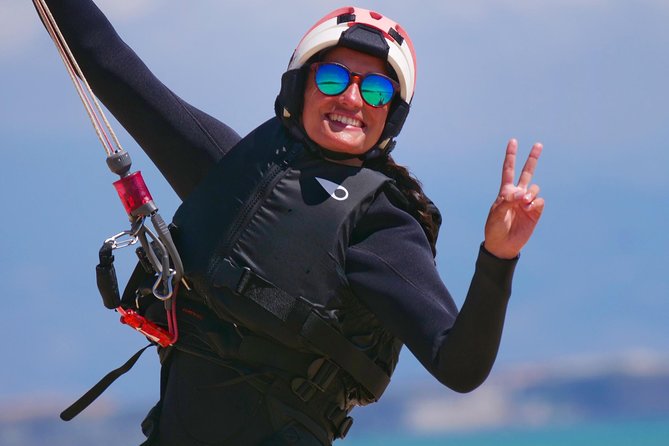 Semi-private kitesurfing lessons in Tarifa (adapted to every level) - Introduction