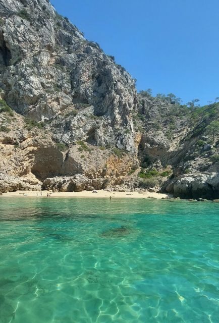 Sesimbra: Secret Bays and Beaches Boat Tour with Snorkeling - Authentic Insights from Travelers