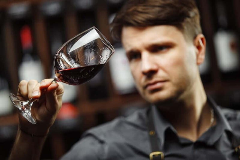 Sevilla: Fun Wine Tasting with an Spanish Sommelier - What We Love About the Tour