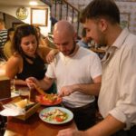 Sevilla: Tapas Walking Tour with Flamenco Show in Triana - Deep Dive into the Itinerary