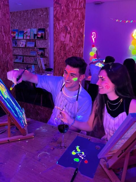 Sevilla: Wine Gogh Glow Academy Paint and Sip Classes - Why This Experience Is Worth Considering
