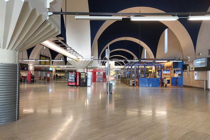 Seville Airport Transfer - Seville Airport Transfer: A Practical Review for Travelers