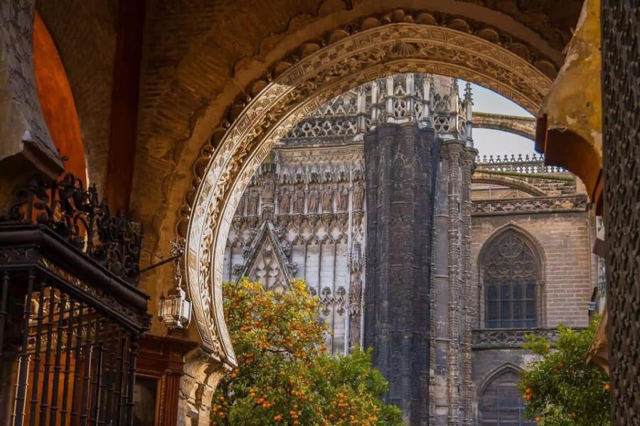 Seville Cathedral & Giralda Guided Tour: Skip-the-Line Entry - The Itinerary Breakdown