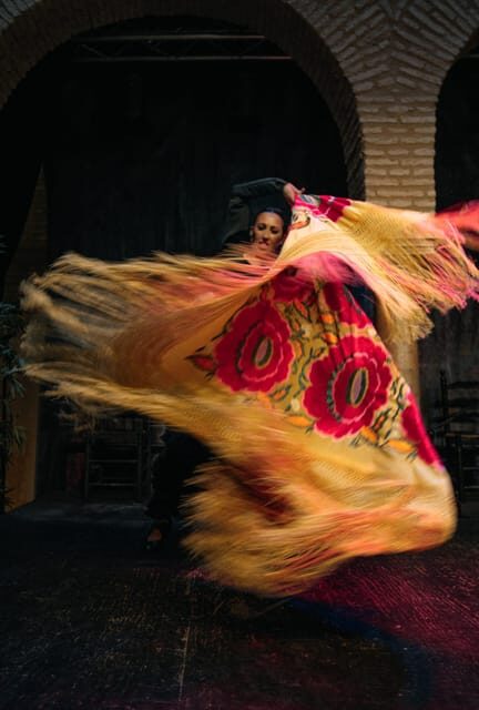 Seville: Enjoy a class of approach to flamenco - A Deep Dive into the Flamenco Class