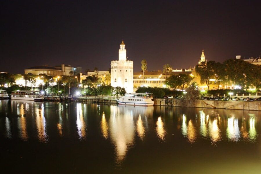 Seville Night Tour A Must See - Highlights of each stop