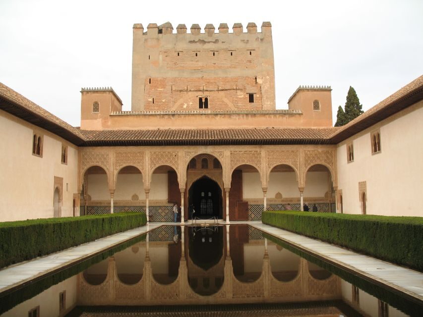 Seville: Private Day Trip to Granada with Alhambra Entry - What the Reviews Say