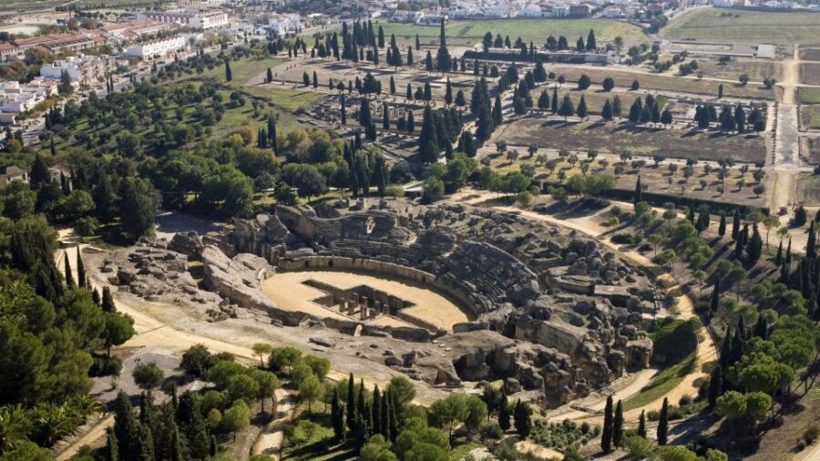 Seville: Private Guided Tour of Italica with Hotel Pickup - The Itinerary in Detail