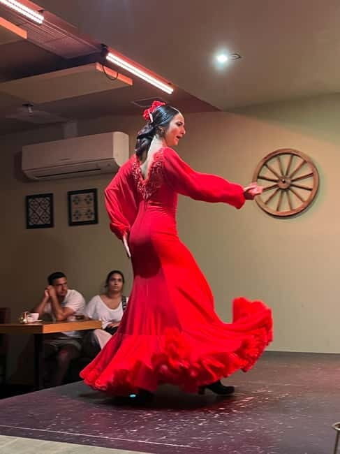 Seville: Tapas and Flamenco Tour with Local Guide - Why It’s a Great Choice for Travelers