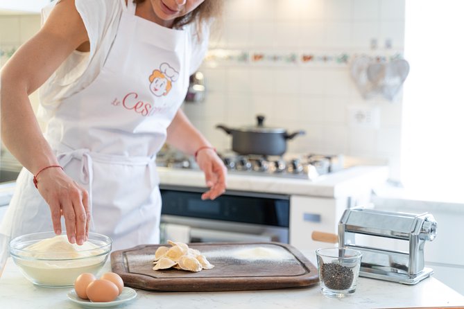 Share Your Pasta Love in Local's Home in Messina - Key Points
