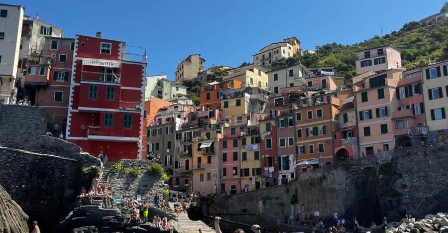 SHARK CAVE KAYAK TOUR - The Value of a Kayak Adventure in Cinque Terre