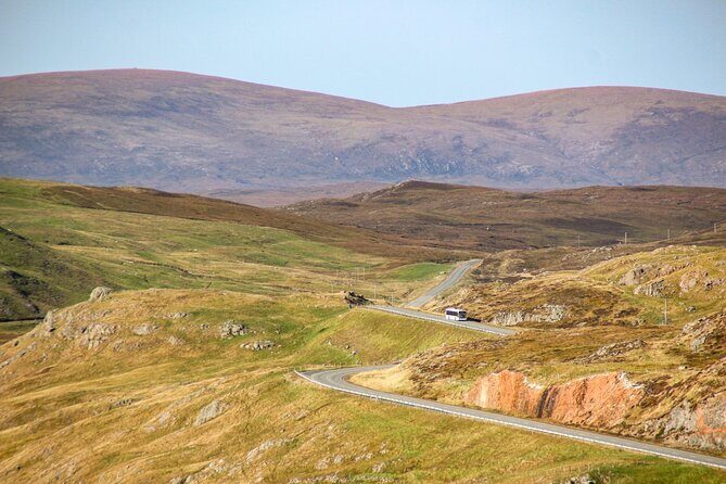 Shetland Hop on Hop Off Bus Tour from Lerwick - The Pros and Cons: What to Expect