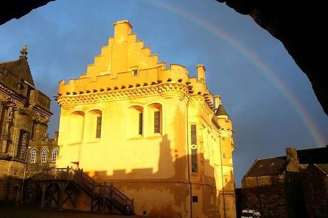 Shore Excursion: Private Braveheart & Whisky country from Edinburgh - First Stop: Stirling Castle (Photo-Stop)