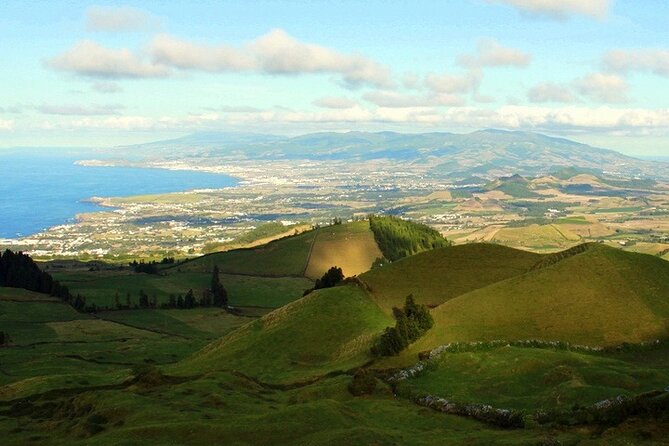 Shore Excursions to the volcano and crater of Lagoa das Sete Cidades - A Detailed Look at the Lagoa das Sete Cidades Tour
