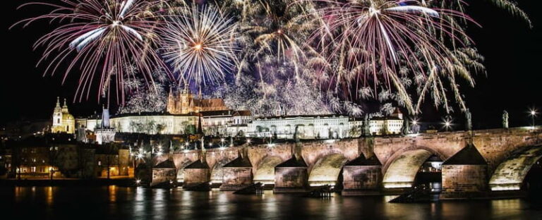 Shots Bar & Club New Years Special - What to Expect When You Attend