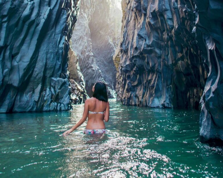 Sicily: Etna and Alcantara Gorges Full-Day Tour with Lunch - Authentic Sicilian Flavors and Local Hospitality