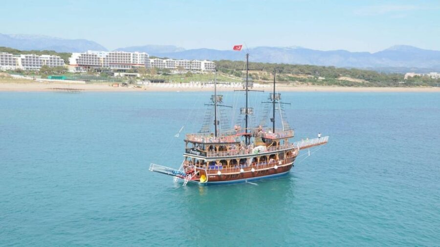 Side: Blue Laguna Boat Tour with Free Lunch & Drinks - The Experience for Different Travelers