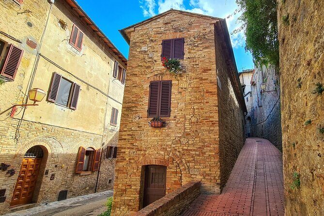 Siena and San Gimignano Tour from Rome - The Practical Side: What to Expect