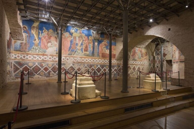 Siena: Siena Cathedral and Piccolomini Library Entry Ticket - The Marvel of the Dome and Floor
