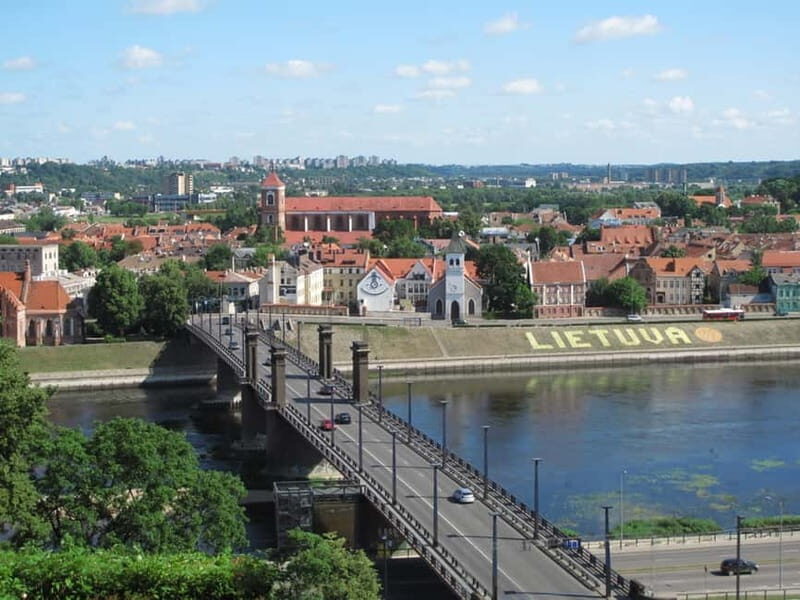 Sightseeing Tour to Kaunas and Paaislis Monastery - Exploring Kaunas: A City of Contrasts and Charm