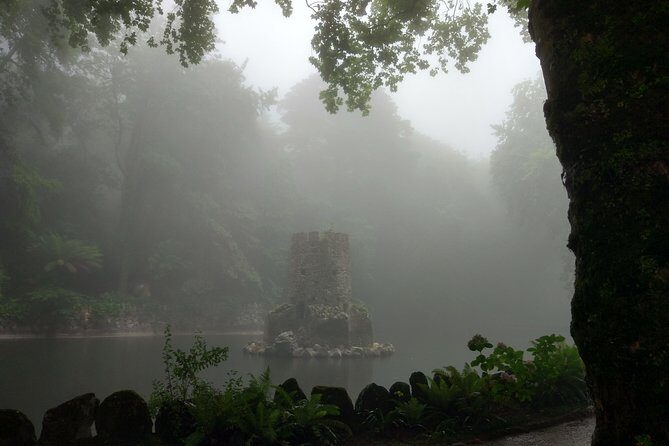 Sintra Encantada Private Tour - Village Palace and Pena Palace - Authentic Insights from Reviews