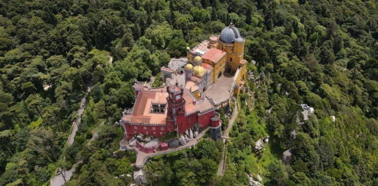 Sintra: Pena Palace & Coastal Gems Day Tour with Fast Track - Coastal Highlights: Cabo da Roca, Cascais, and Estoril